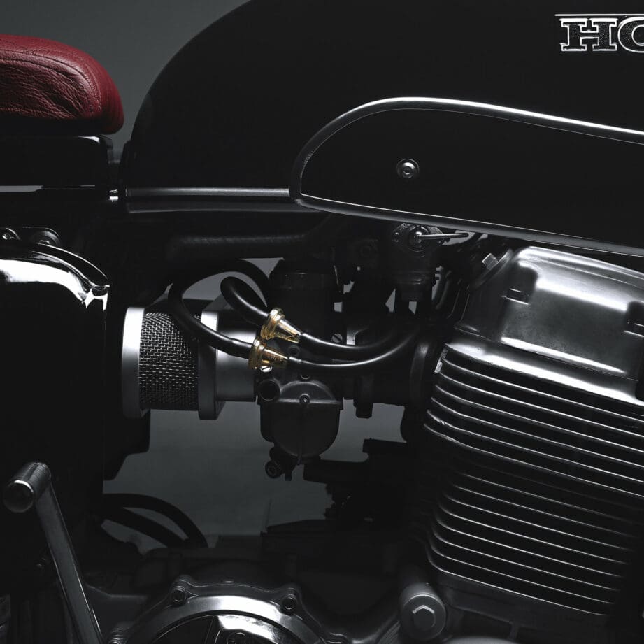 Custom Eye Candy: “La Poderosa,” the Mutant CB750K - webBikeWorld